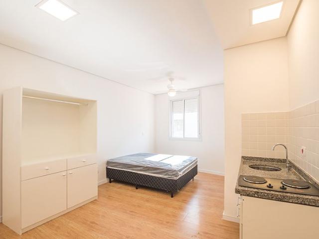 Apartamento para Aluguel com 1 quartos por R$ 1.400