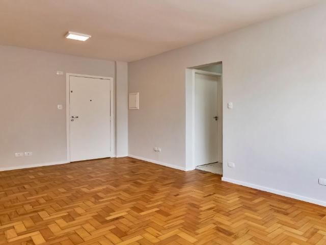 Apartamento para Aluguel com 1 quartos por R$ 2.300