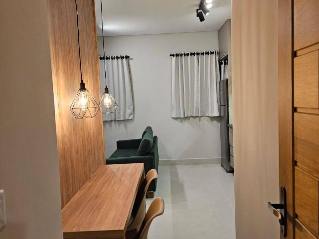 Apartamento para Aluguel com 1 quartos por R$ 2.500