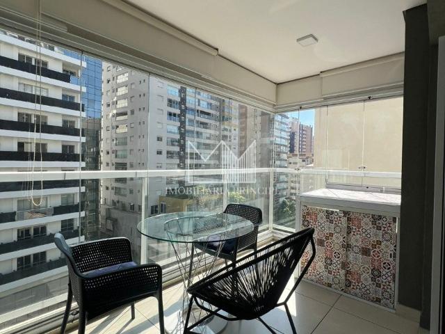 Apartamento para Aluguel com 1 quartos por R$ 3.200