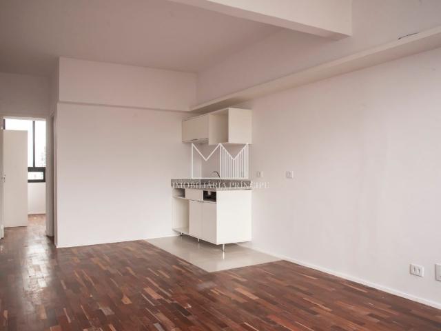 Apartamento para Aluguel com 1 quartos por R$ 3.735