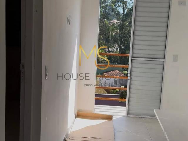 Apartamento para Aluguel com 2 quartos, 40 m² por R$ 2.200