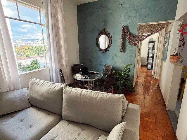 Apartamento para Aluguel com 2 quartos, 52 m² por R$ 2.200