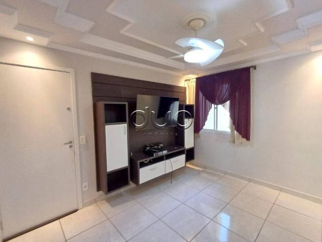 Apartamento para Aluguel com 2 quartos, 54 m² por R$ 1.300