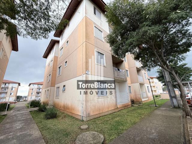 Apartamento para Aluguel com 2 quartos, 56 m² por R$ 1.000