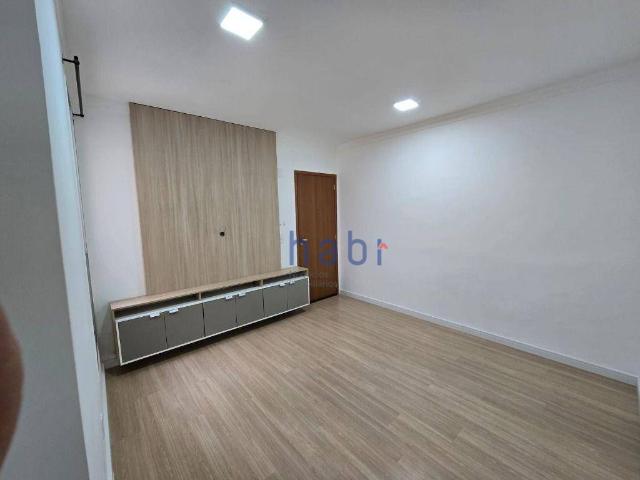 Apartamento para Aluguel com 2 quartos, 60 m² por R$ 1.950