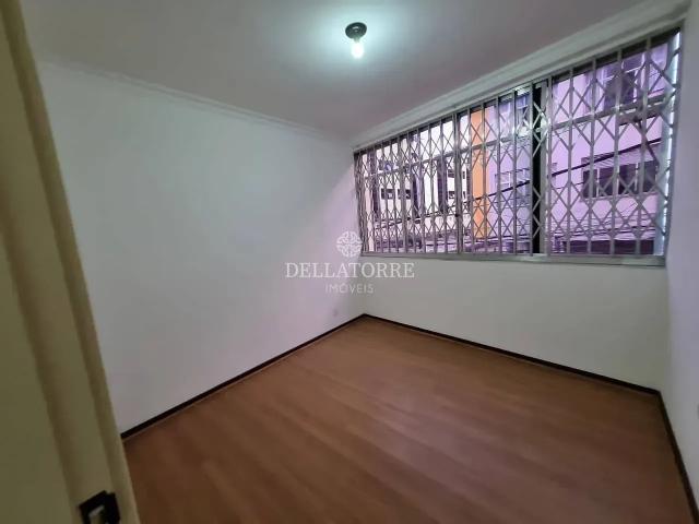 Apartamento para Aluguel com 2 quartos, 60 m² por R$ 2.000