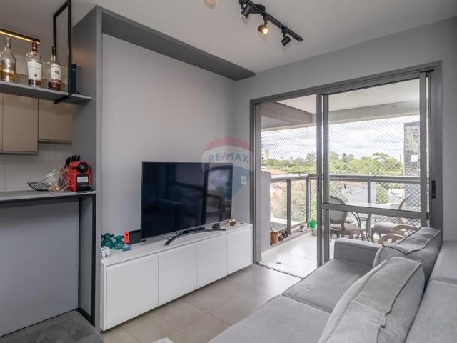 Apartamento para Aluguel com 2 quartos, 60 m² por R$ 4.000