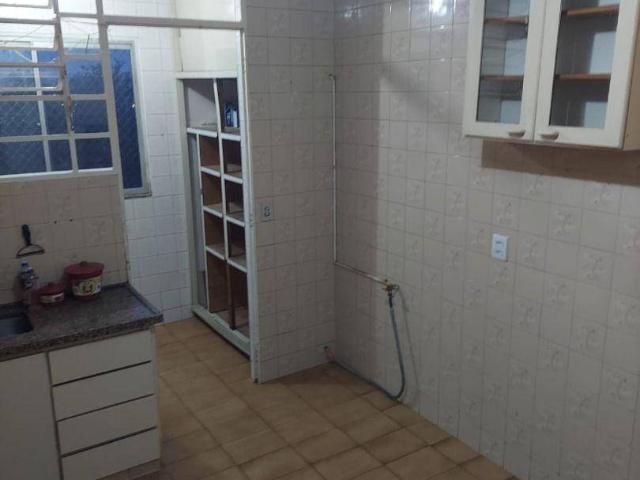 Apartamento para Aluguel com 2 quartos, 67 m² por R$ 1.600