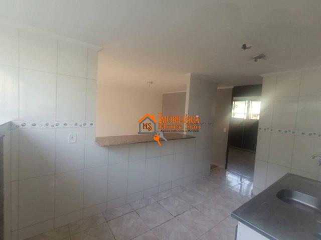 Apartamento para Aluguel com 2 quartos, 64 m² por R$ 1.700
