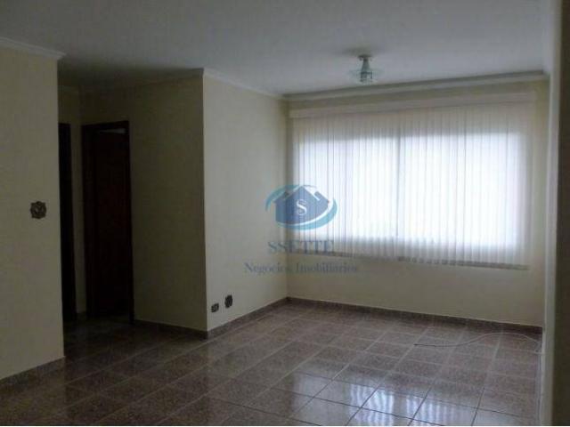 Apartamento para Aluguel com 2 quartos, 65 m² por R$ 1.800