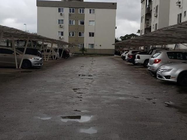 Apartamento para Aluguel com 2 quartos, 65 m² por R$ 2.400