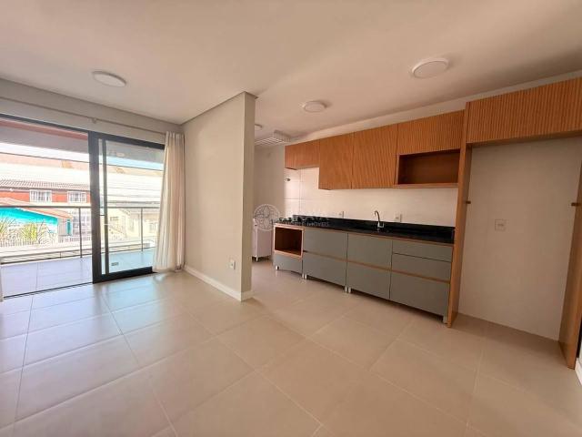 Apartamento para Aluguel com 2 quartos, 65 m² por R$ 3.500