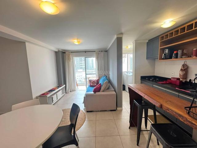 Apartamento para Aluguel com 2 quartos, 65 m² por R$ 4.000