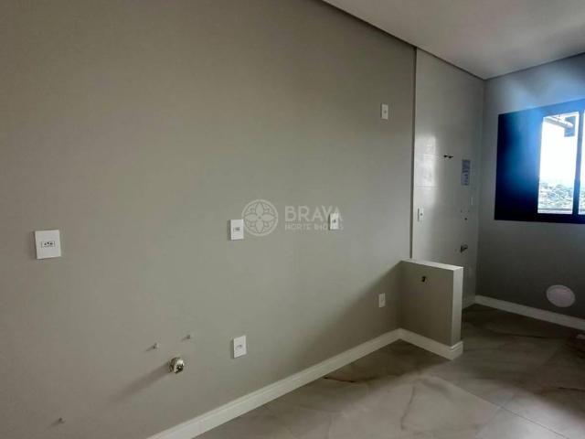 Apartamento para Aluguel com 2 quartos, 65 m² por R$ 4.500