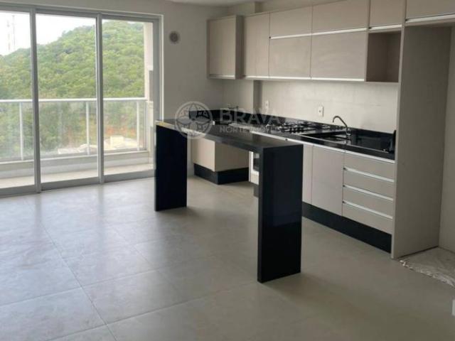 Apartamento para Aluguel com 2 quartos, 65 m² por R$ 4.900