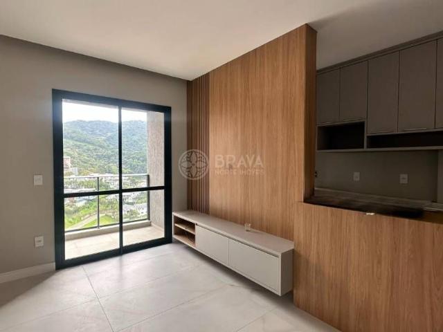 Apartamento para Aluguel com 2 quartos, 65 m² por R$ 5.500