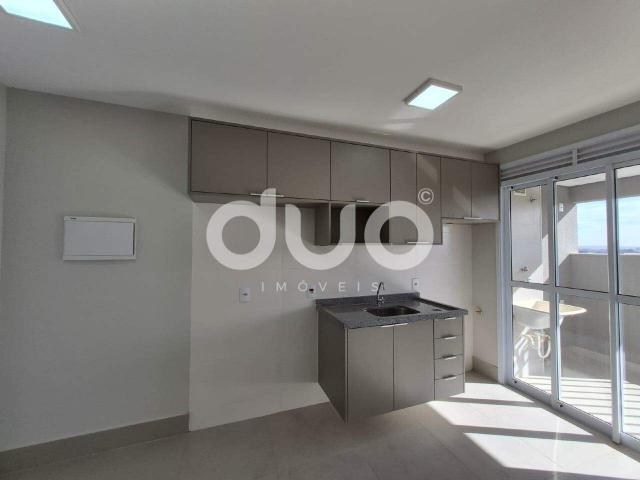 Apartamento para Aluguel com 2 quartos, 66 m² por R$ 2.500