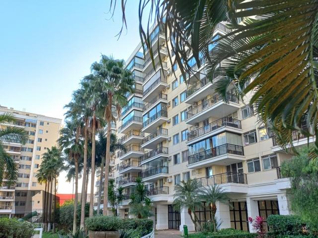 Apartamento para Aluguel com 2 quartos, 69 m² por R$ 3.600