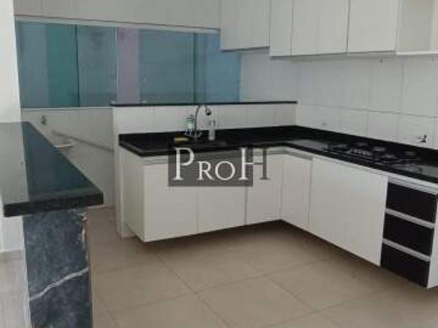 Apartamento para Aluguel com 2 quartos, 70 m² por R$ 2.200