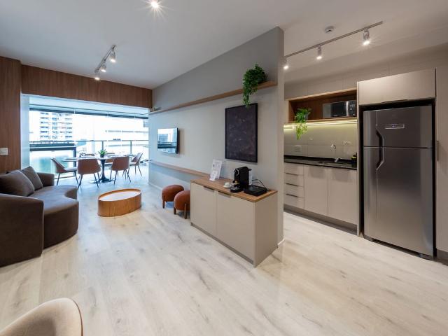 Apartamento para Aluguel com 2 quartos, 74 m² por R$ 11.700