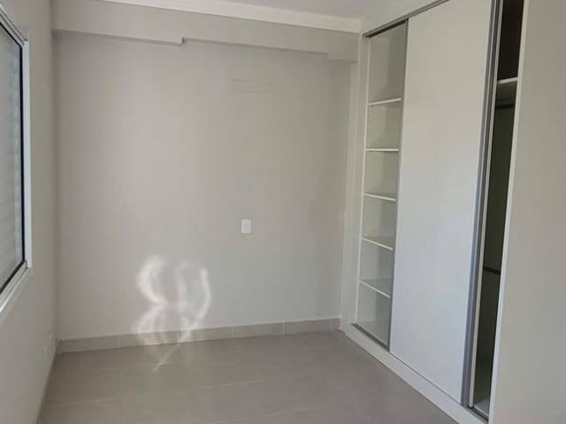 Apartamento para Aluguel com 2 quartos, 74 m² por R$ 1.328