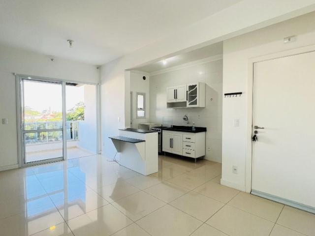 Apartamento para Aluguel com 2 quartos, 74 m² por R$ 4.000