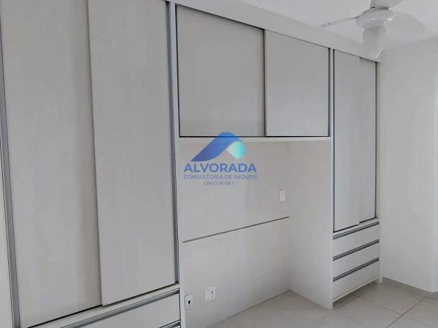 Apartamento para Aluguel com 2 quartos, 82 m² por R$ 4.200