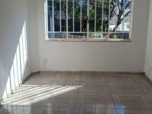 Apartamento para Aluguel com 2 quartos, 85 m² por R$ 2.600