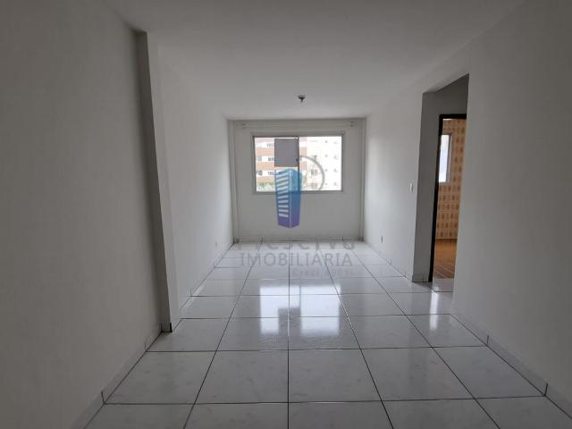 Apartamento para Aluguel com 2 quartos, 90 m² por R$ 3.300