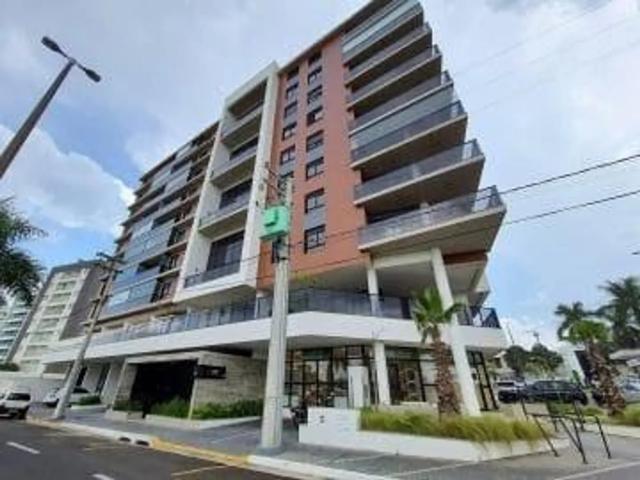 Apartamento para Aluguel com 2 quartos, 90 m² por R$ 3.300