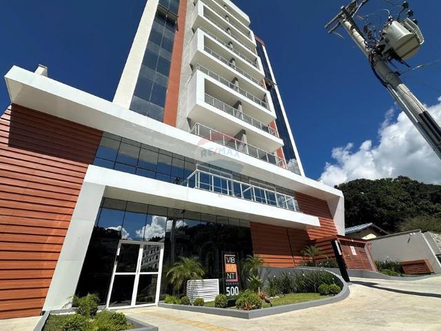 Apartamento para Aluguel com 2 quartos, 97 m² por R$ 2.900
