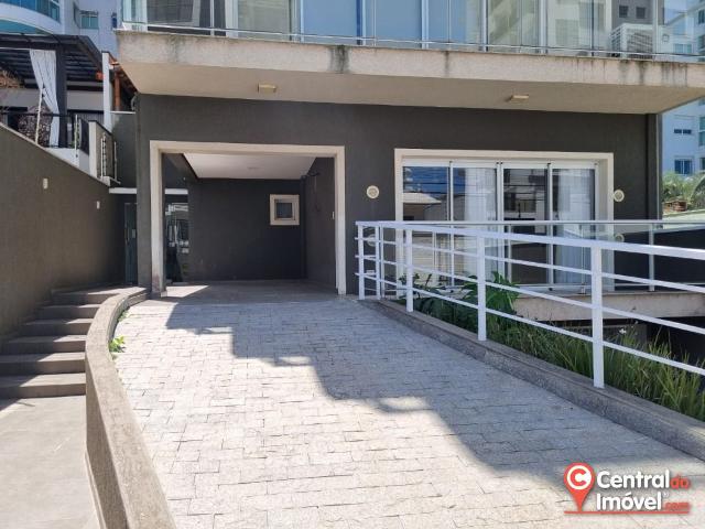Apartamento para Aluguel com 2 quartos, 100 m² por R$ 5.500
