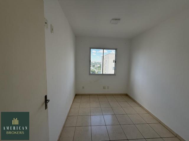 Apartamento para Aluguel com 2 quartos, 100 m² por R$ 1.300
