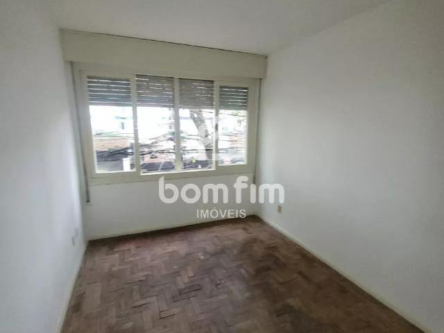 Apartamento para Aluguel com 2 quartos, 100 m² por R$ 1.400