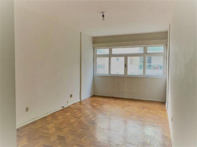 Apartamento para Aluguel com 2 quartos, 105 m² por R$ 2.800