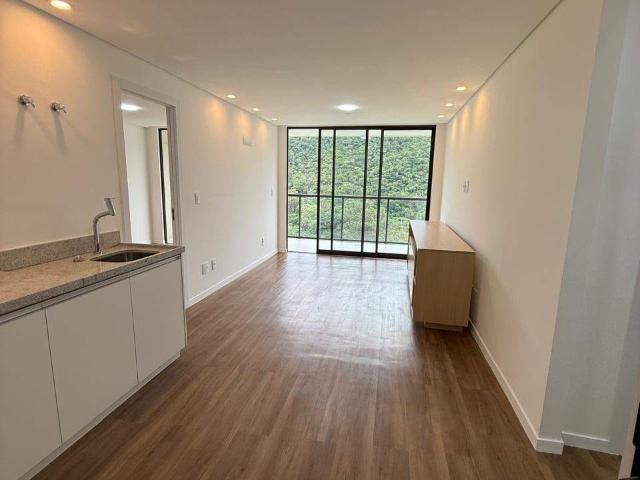 Apartamento para Aluguel com 2 quartos, 10 m² por R$ 3.800