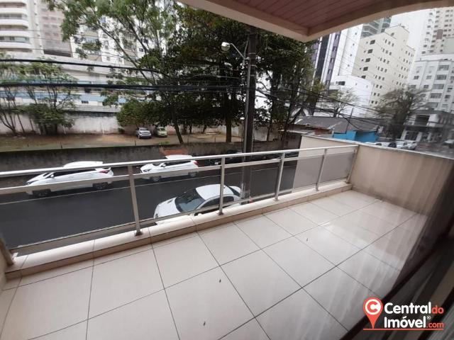 Apartamento para Aluguel com 2 quartos, 110 m² por R$ 3.600