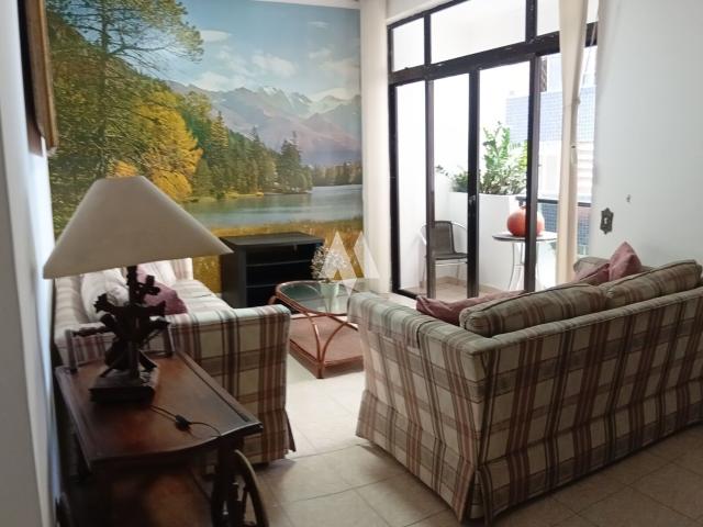 Apartamento para Aluguel com 2 quartos, 117 m² por R$ 4.500