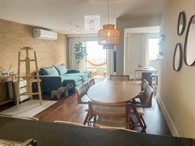 Apartamento para Aluguel com 2 quartos, 120 m² por R$ 8.100