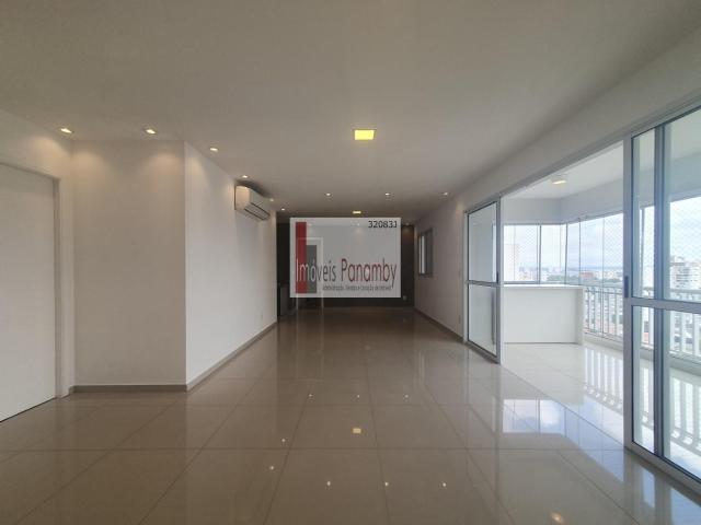 Apartamento para Aluguel com 2 quartos, 121 m² por R$ 7.500