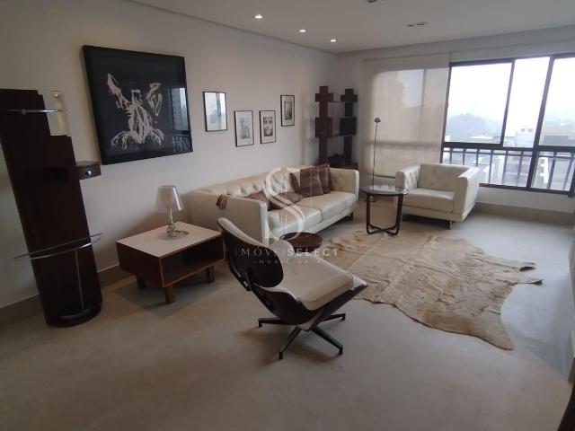 Apartamento para Aluguel com 2 quartos, 122 m² por R$ 10.800