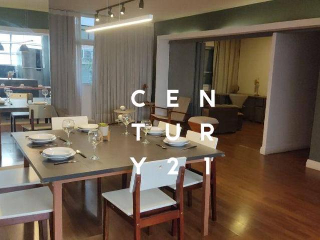 Apartamento para Aluguel com 2 quartos, 137 m² por R$ 11.900