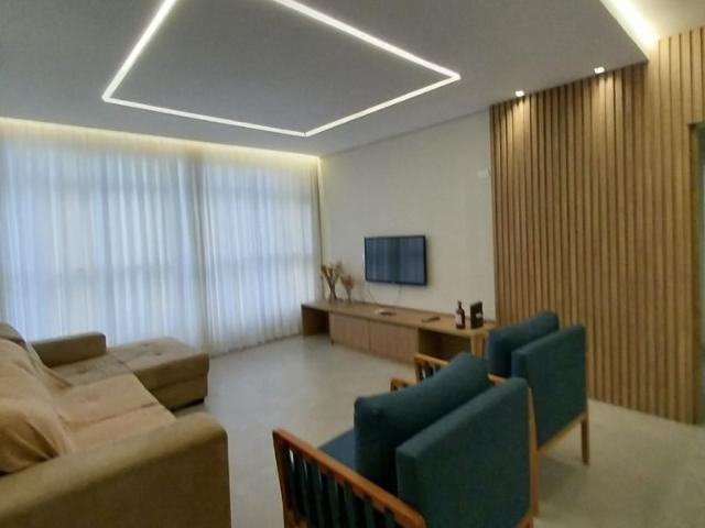 Apartamento para Aluguel com 2 quartos, 145 m² por R$ 5.000