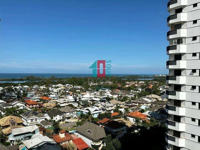 Apartamento para aluguel com 2 quartos em Barra da Tijuca com 70m²