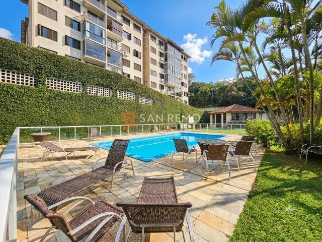Apartamento para aluguel com 2 quartos, em Coqueiros com 95 m²