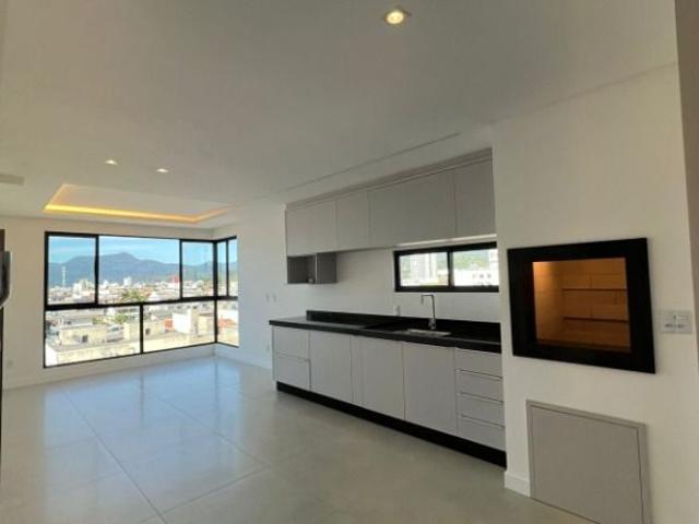 Apartamento para Aluguel com 2 quartos por R$ 4.000
