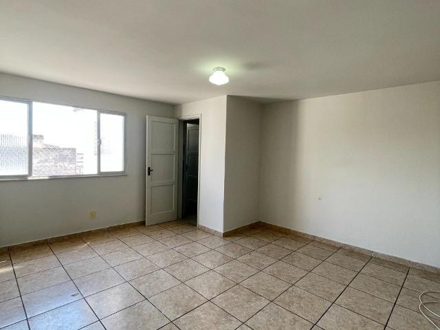 Apartamento para Aluguel com 2 quartos por R$ 900