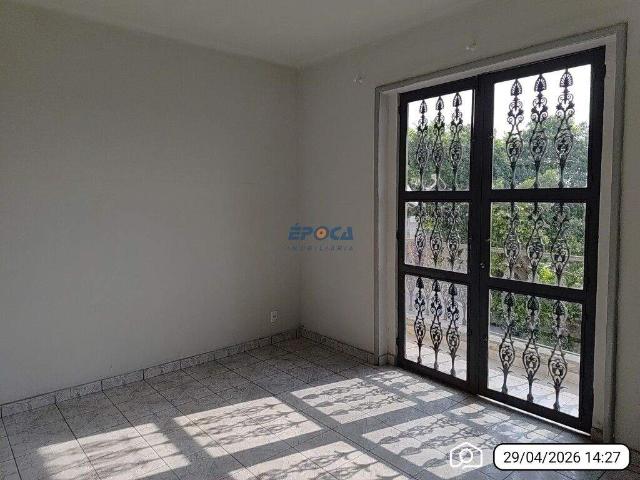 Apartamento para Aluguel com 2 quartos por R$ 1.200