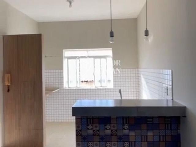 Apartamento para Aluguel com 2 quartos por R$ 1.500